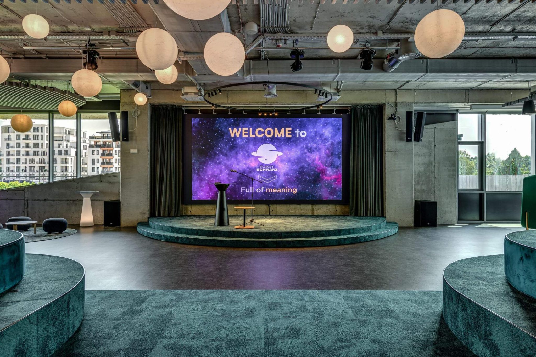 Home - Planet Schwarz